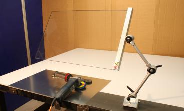 Machine Guard with magnetic base